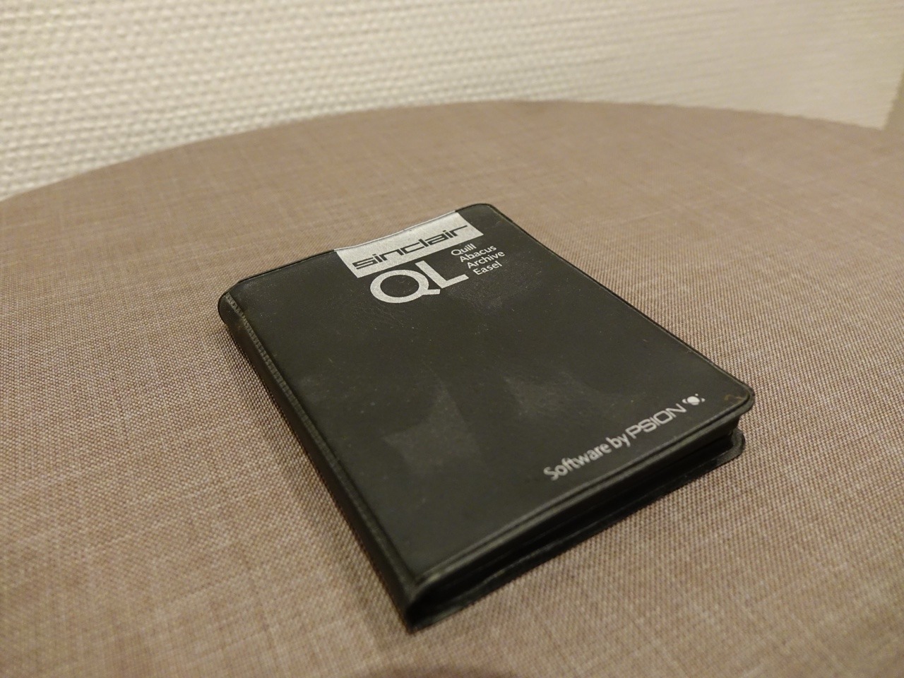 Computermuseum: Psion Software for Sinclair QL from 1984