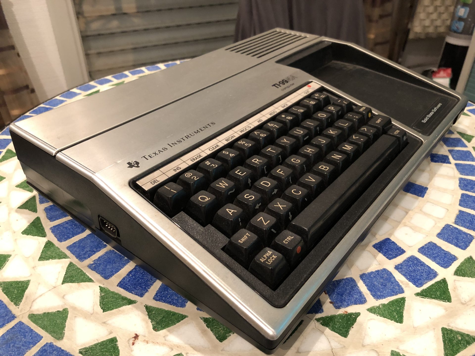 Computermuseum: Texas Instruments TI-99/4A from 1981