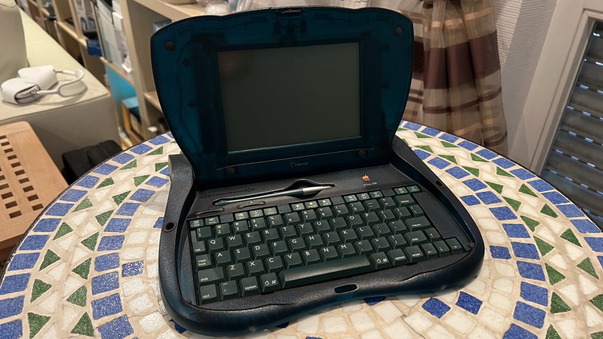 Computermuseum: Apple eMate 300 from 1997